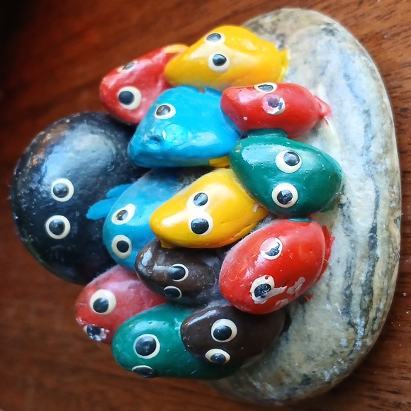 Art | Vintage Pebble People Wooden Rocks Hand Painted Collectible ...